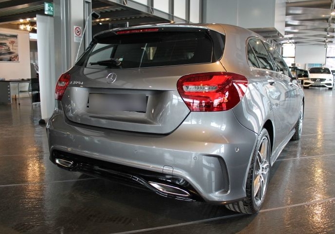 Mercedes Classe A A 200 D Automatic Premium Grigio Montagna Km 0 A Soli